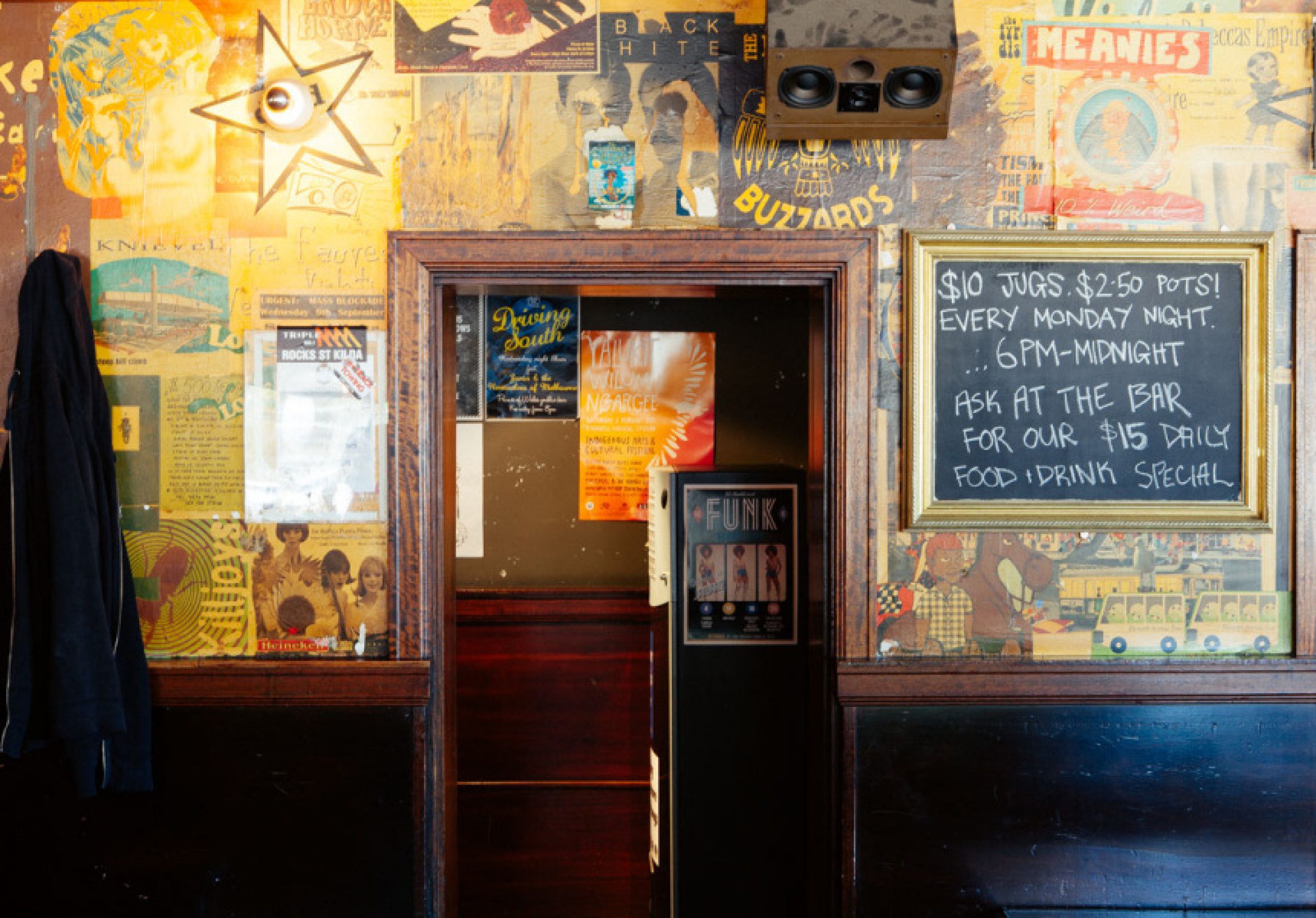 Prince Public Bar | IF Architecture